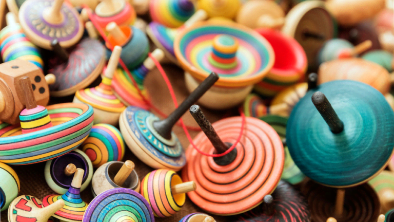 INTERNATIONAL TOP SPINNING DAY | Second Wednesday in October - National ...